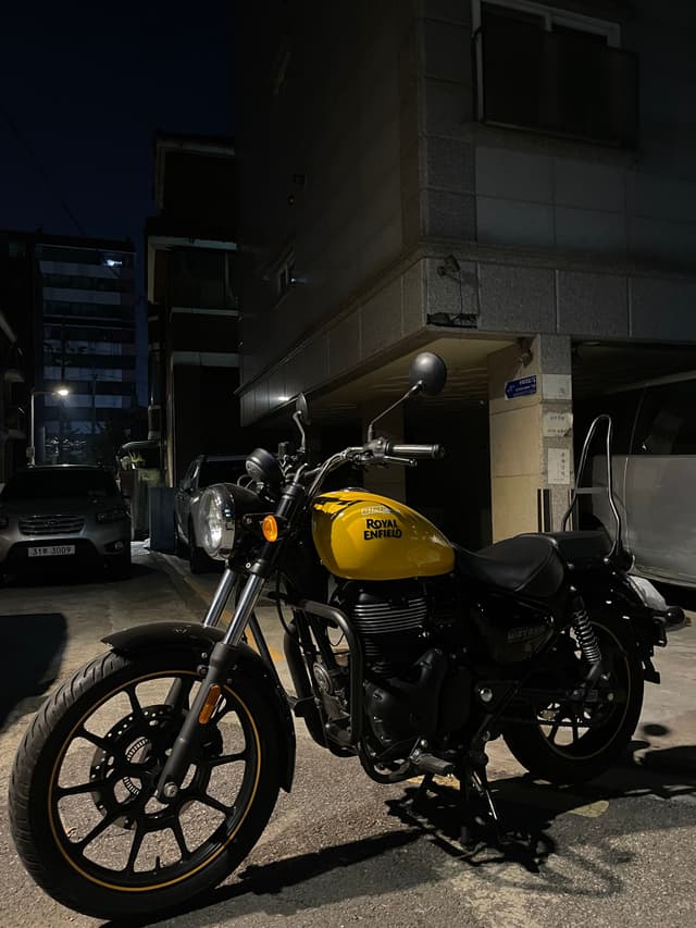 라이트바겐 로얄엔필드 메테오 350 2022년식